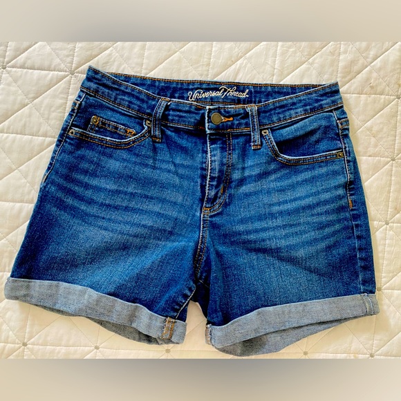 Universal Thread | Shorts | Universal Thread Size 6 Denim Mid Rise ...